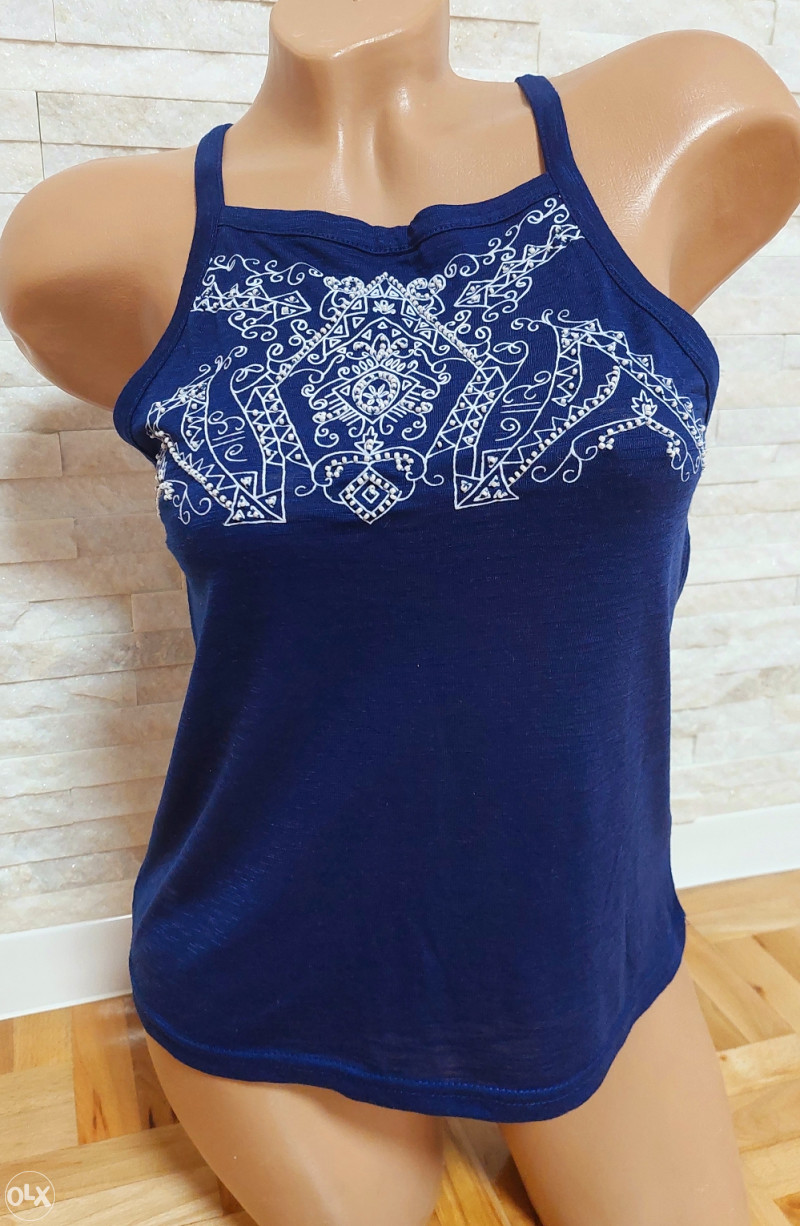 Zenska majica vel XS - Majice i košulje - OLX.ba