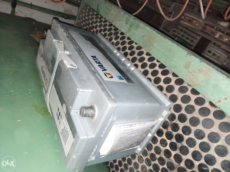 Akumulator varta 12V 110AH - Akumulatori - OLX.ba