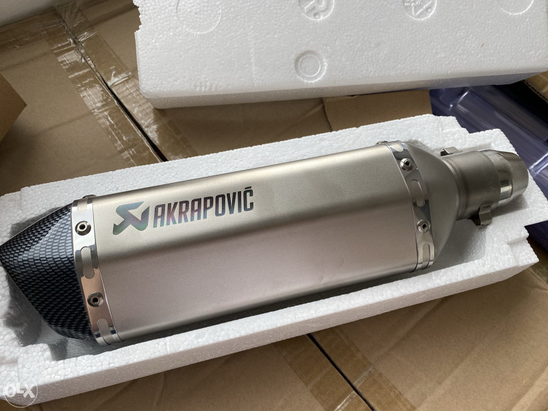 Akrapovic auspuh slip on muffler za skuter motor quad - Izduvni sistemi ...