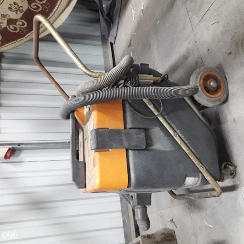 Usisivac za vodu TASKI Vacumat 35 plus - Industrijski usisivači - OLX.ba