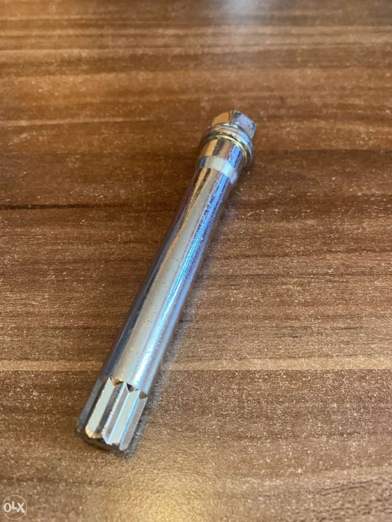 Kljuc adapter za sarafe baraccuda kosei racing enkei - Šarafi za felge ...