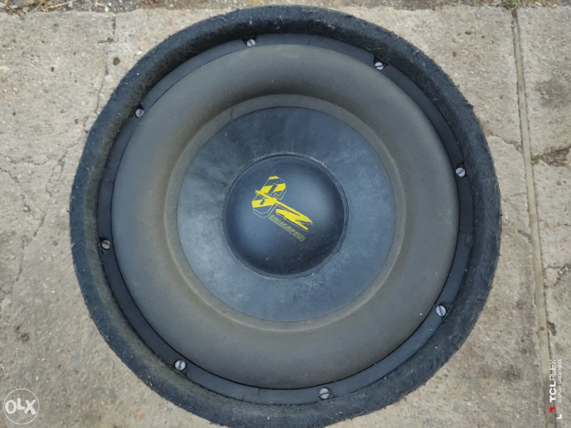 Woofer 1000W Ground Zero Radioactive - Bass/Woofer i kutije - OLX.ba