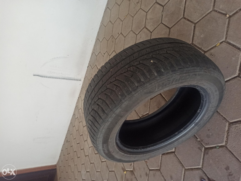 3 ZIMSKE GUME HANKOOK 235/55/R17 - Gume - OLX.ba