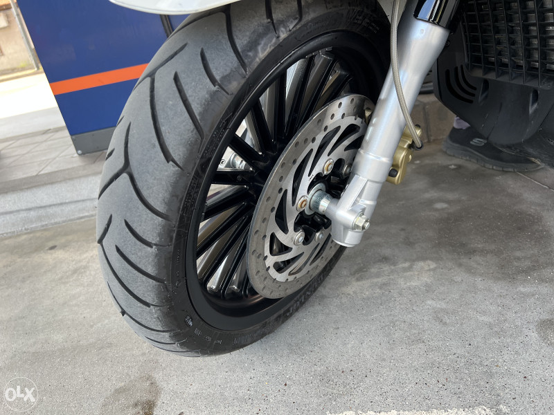 BEVERLY 300 2016 FULL LED *TEK REG*NOVE GUME* - Motocikli - OLX.ba