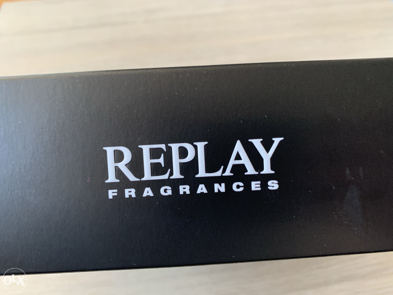 Muski set REPLAY "Parfem+gel za tusiranje (Org) - Muški - OLX.ba