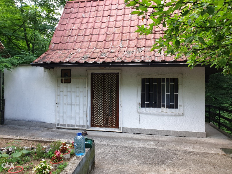 Vikendica jezero kiseljak tuzla - Vikendice - OLX.ba