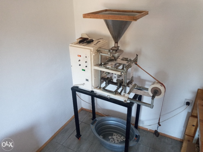 Masina za pakovanje ugostiteljskog secera-pakerica - Kutije i pakovanja ...