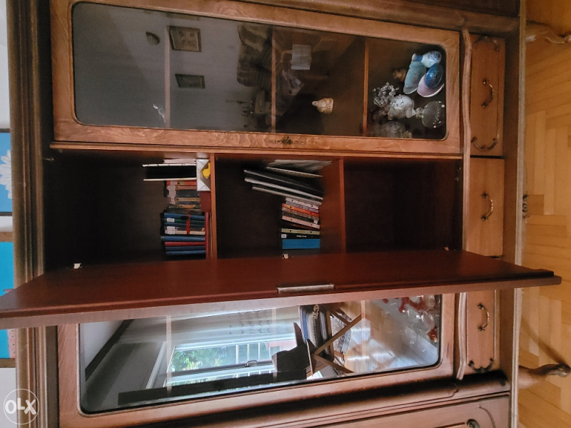 Stilski ormar vitrina regal antikvitet - Namještaj - OLX.ba