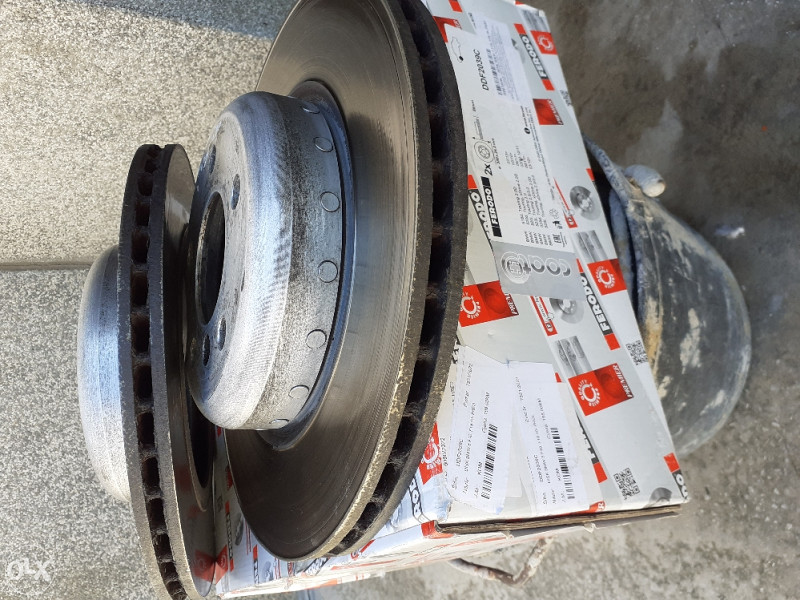 Prednji diskovi i disk plocice orginal BMW 5 F 10 - Diskovi/Pločice ...