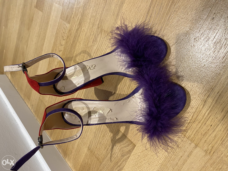 Stikle cupave br.40 - Štikle - OLX.ba