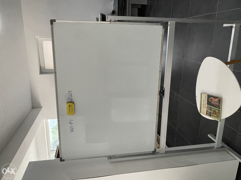 Tabla magnetna sa postoljem 120x90 - Table/Ploče za crtanje - OLX.ba