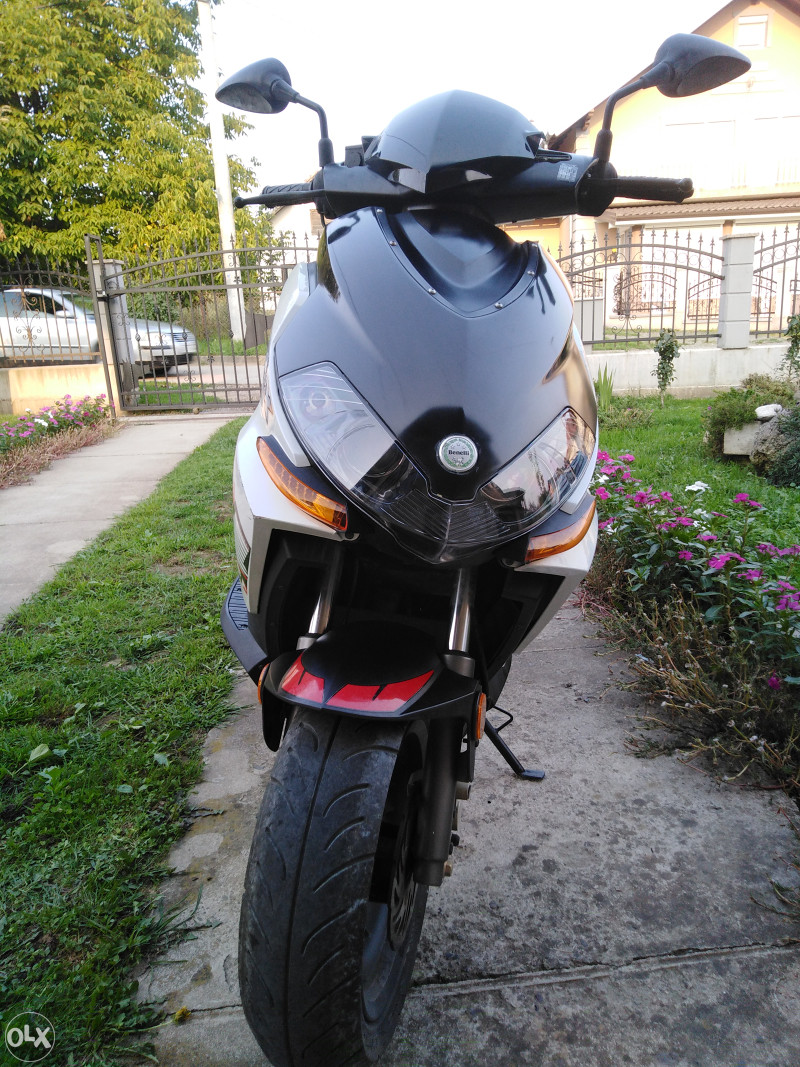 Skuter-Moped Benelli - Motocikli - OLX.ba