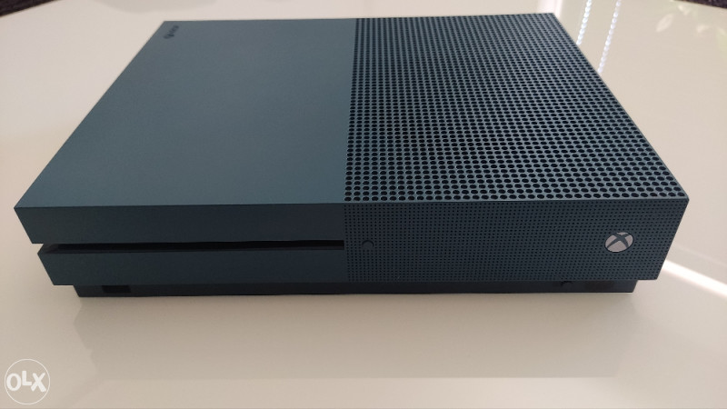 XBOX ONE S 4K + GAME PASS 12 MJESECI SPECIAL EDITION X - Konzole - OLX.ba