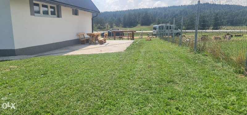 Vikendica Pale Ravna Romanija 1400m nadmorske visine - Vikendice - OLX.ba