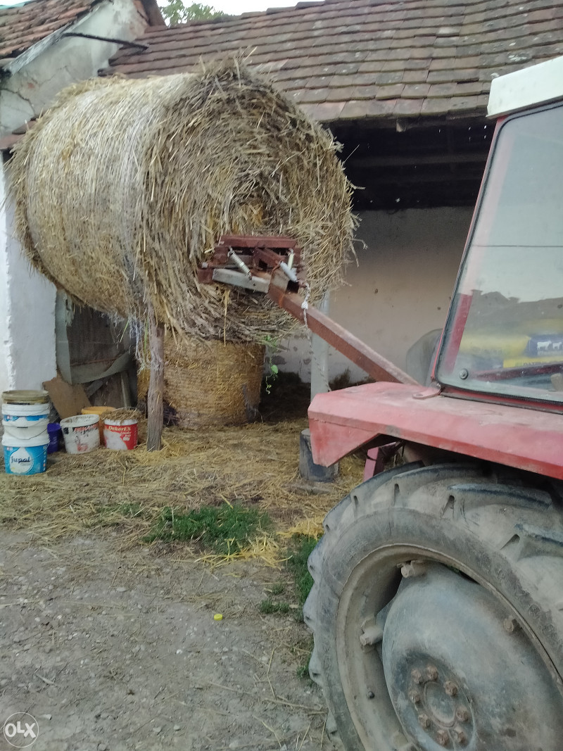 Utovarivac za rolo bale - Priključci i oprema - OLX.ba