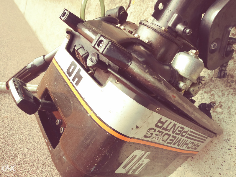 Motor za čamac brenda Volvo Penta-Arhimed - Vozila - Motori - Tuzla ...