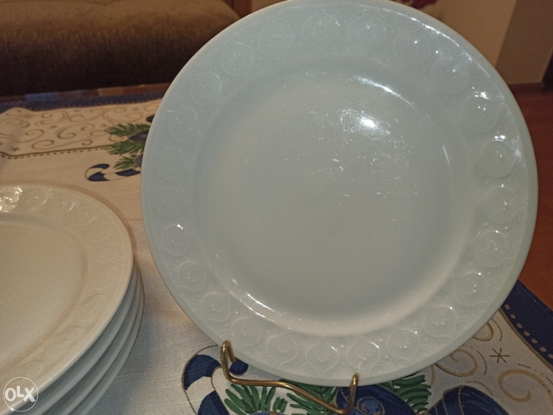 Porculanski desertni tanjiri Bavaria - Keramika porculan i staklo - OLX.ba