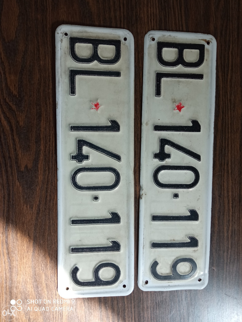 Stare tablice za kolekcionare - Tablice za vozila - OLX.ba