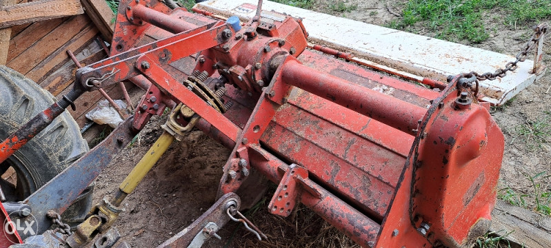 Freza za traktor - Biznis i Industrija - Traktorske freze - Čelić - OLX.ba