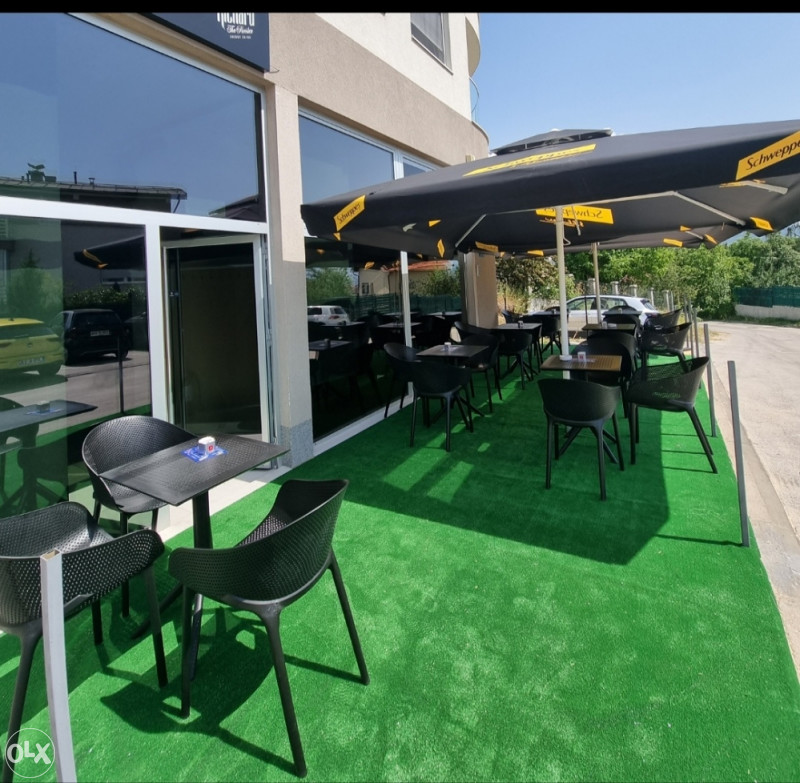 Komplet Bašta za kafic bez suncobrana - Biznis i Industrija - Stolovi i ...