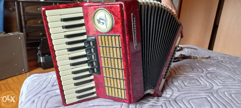 Weltmeister 60 bas. 5 reg. Bariton bas UNIKATNA - Harmonika - OLX.ba