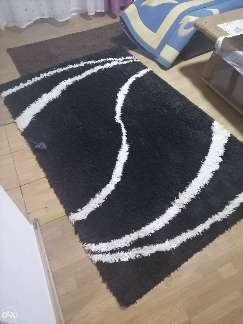 Tepih cupavi - Ćilimi i Tepisi - OLX.ba