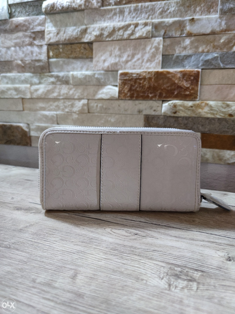 Novcanik Guess - Novčanici - OLX.ba