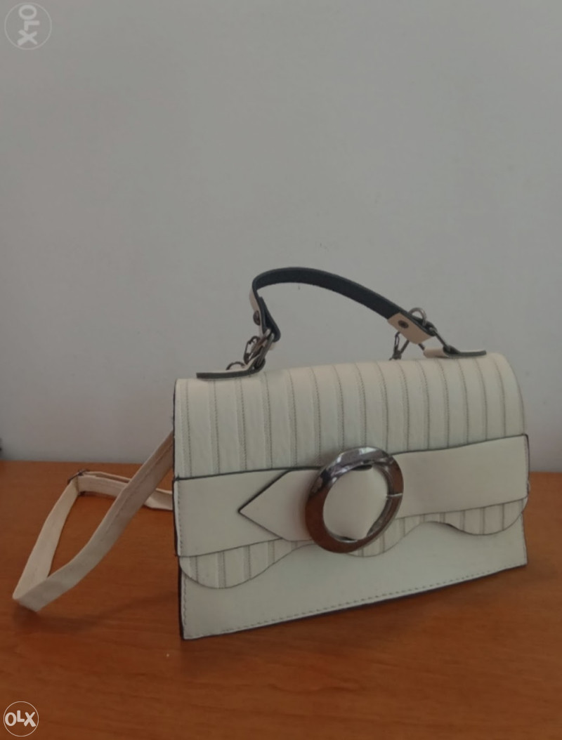 ženske torbe/tašne na poklon - Elegantne torbe - OLX.ba