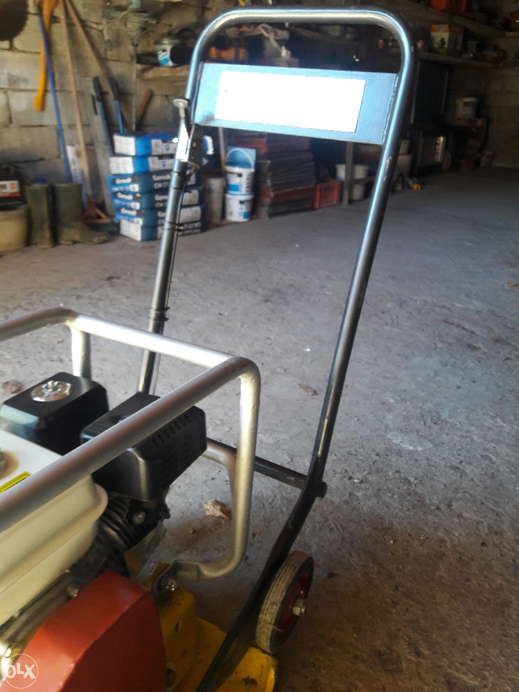 Vibro ploča wacker 100kg žaba - Vibro ploče i vibro nabijači - OLX.ba