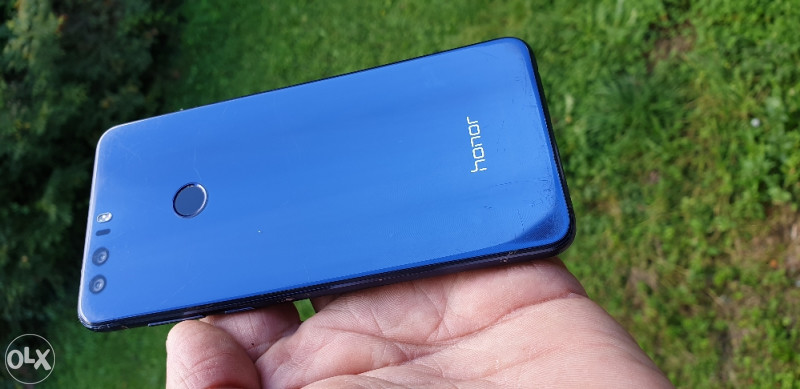 Huawei Honor 8 4/32 - Mobiteli - OLX.ba