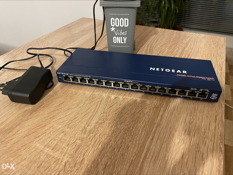 NETGEAR Network Switch 16 Port GS116 v2 - Kompjuteri - Switch ...