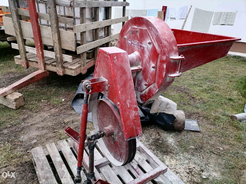 Mlin za traktor - Mlinovi, Krunjači i Prekrupači - OLX.ba