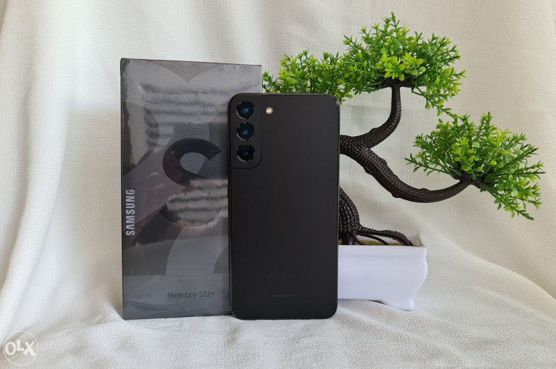 Samsung S906 Galaxy S22 5G 128GB 8GB RAM Black - Mobiteli - OLX.ba