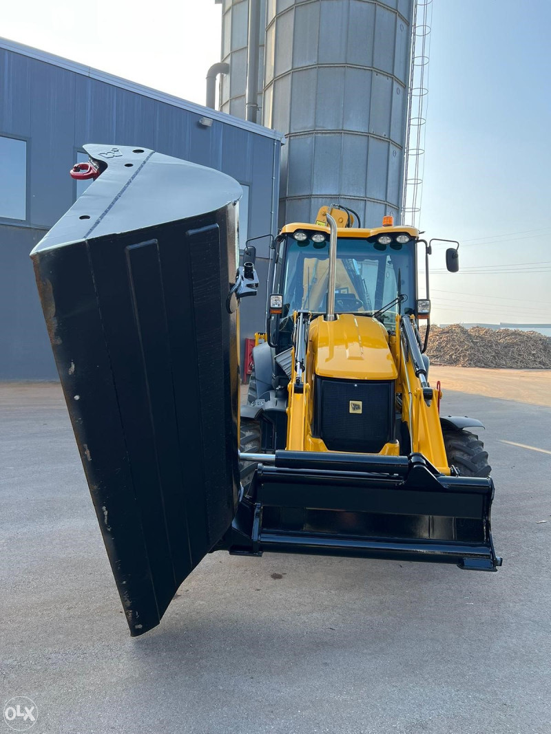 JCB 3CX 4x4 14M4WE KOMBINIRKA / BAGER / SKIP - Kombinirke - OLX.ba