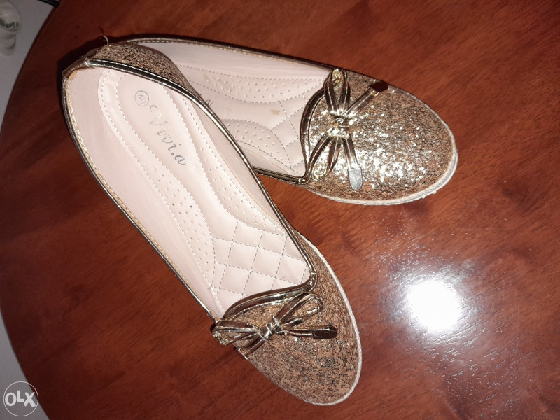 Zenske baletanke zlatne - Cipele i Gležnjače - OLX.ba