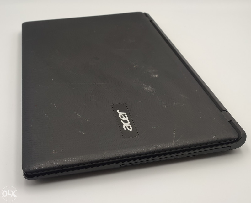 Laptop Acer ES1-520 AMD E1-2500 4 GB 512MB GPU 1TB HDD - Laptopi - OLX.ba