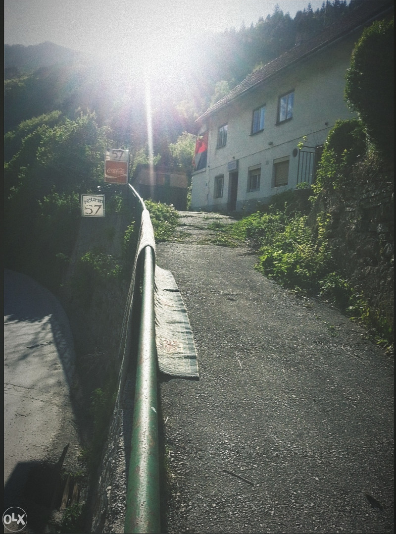 Kuca i 3000m2 zemlje Vares Majdan - Kuće - OLX.ba