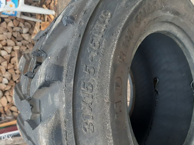 Guma za traktor 31x15.5 15 - Gume i felge za traktore - OLX.ba