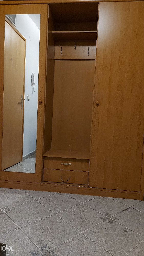 Plakar za predsoblje - Moj dom - Plakari - Novi Grad - OLX.ba