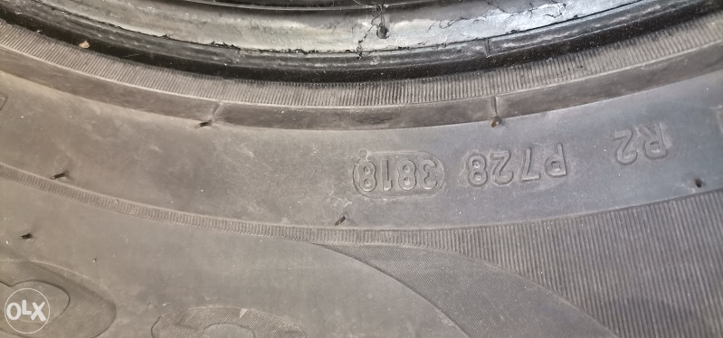 Zimske gume 235/65/R17 Pirelli DOT 38/18 - Gume - OLX.ba