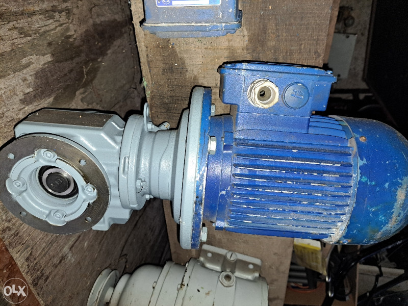 MOTOR REDUKTOR VARIJATOR - Elektromotori i agregati - OLX.ba
