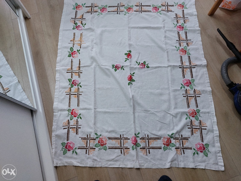 VINTAGE VEZENI STOLNJAK 145X115.CM.RUČNI RAD. - Dekorativni stolnjaci ...