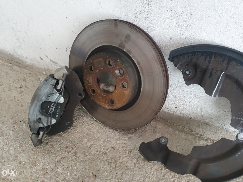 Volvo V40 Diskovi, klijesta, disk plocice - Diskovi i pločice za ...