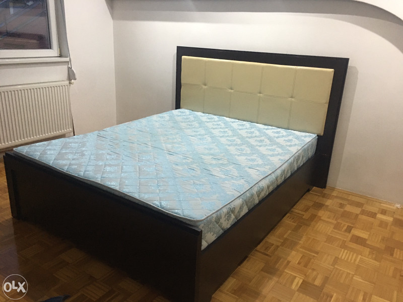 Francuski lezaj - Bračni - OLX.ba