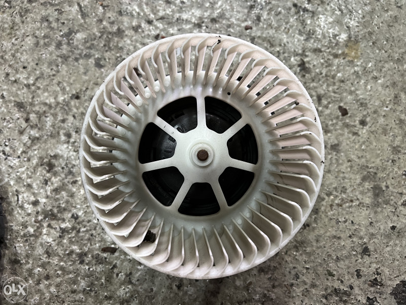 Ventilator grijanja kabine pezo 407 hdi 2007 - Motorići i klapne ...