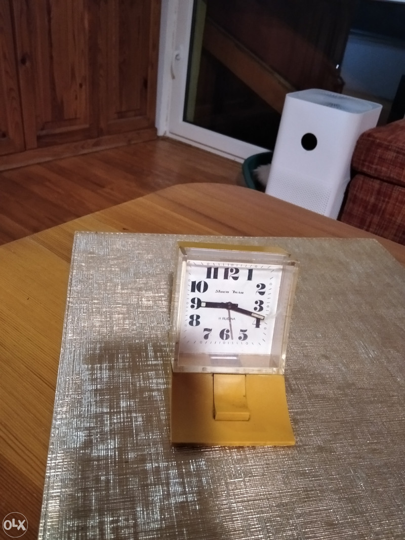 Stari stolni sat-budilnik Slava Insa - Nakit i satovi - OLX.ba