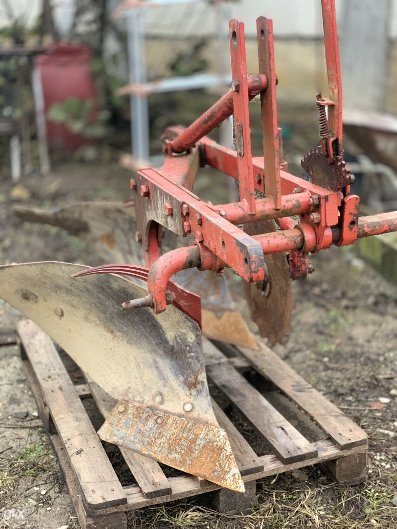 Plug IMT 756 dvanestka - Plugovi - OLX.ba