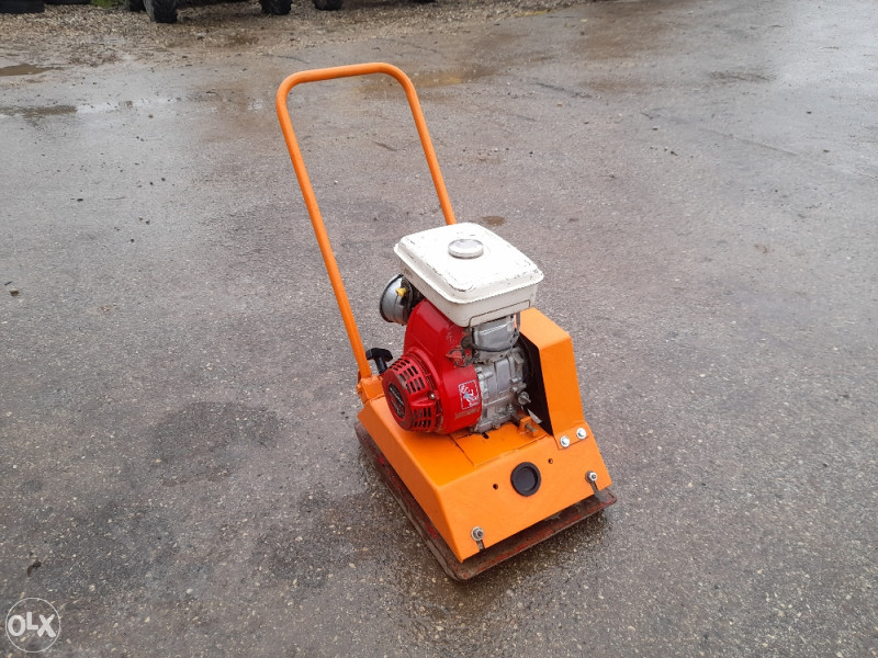 Vibro ploca zaba motor Honda - Vibro ploče i vibro nabijači - OLX.ba