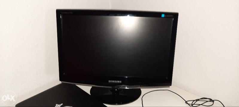 Prodajem monitor - Monitori - OLX.ba