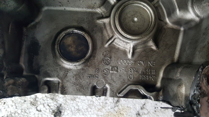 Dekla deklo motora radilice prednje zadnje bmw e60 3.0d - Dekla motora ...